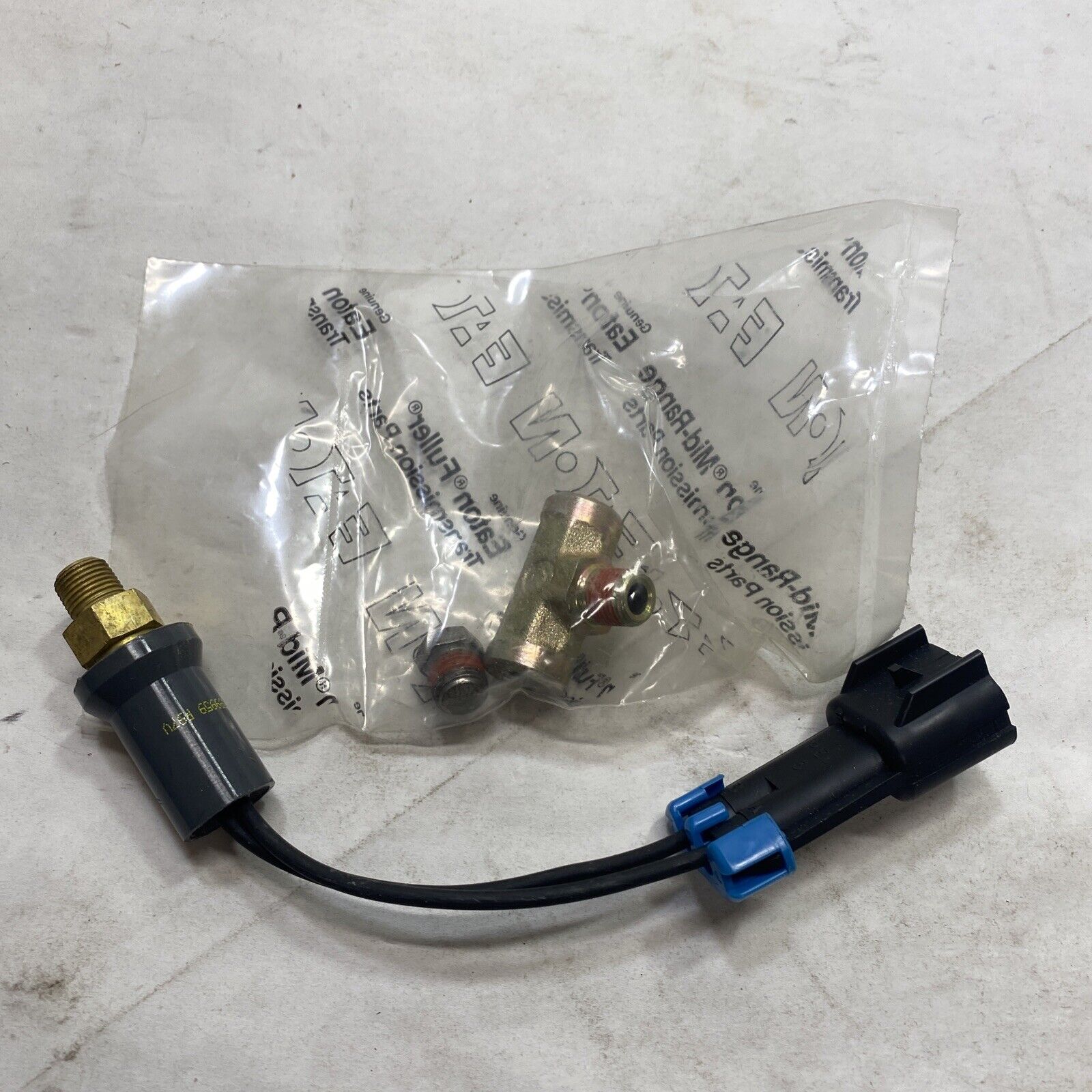 New Genuine Fuller Pressure Switch Fuller K3186 – LarsonEnterprisesOEM